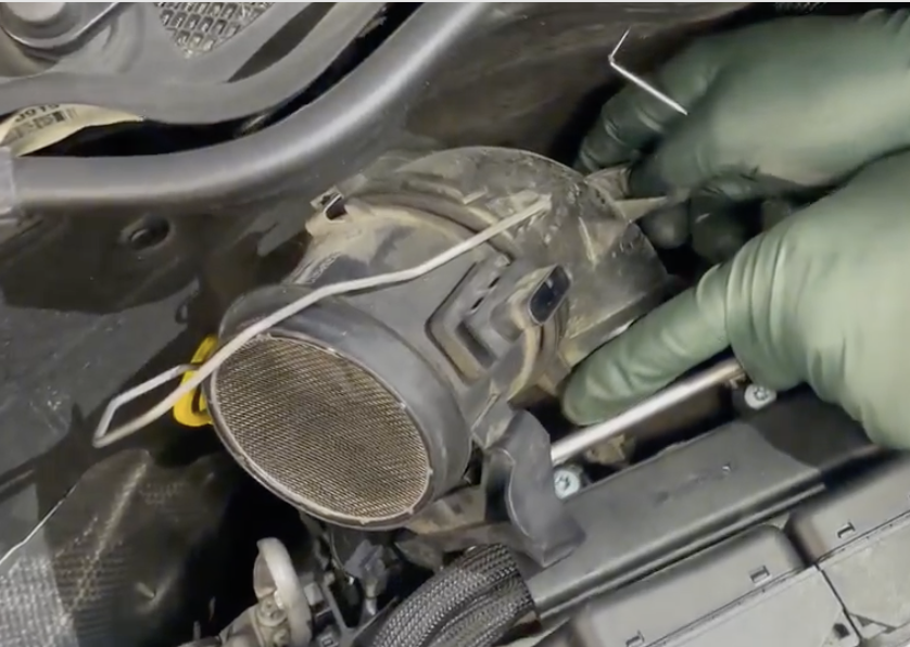 M272 V6 M273 V8 Intake Elbow Removal and Intake Manifold Seal ...