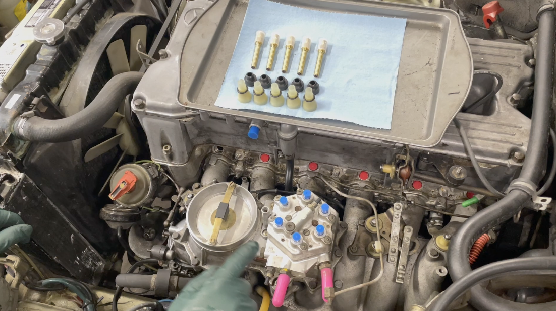 How to Install New Fuel Injectors in an M110 Engine - ON DEMAND VIDEO ...