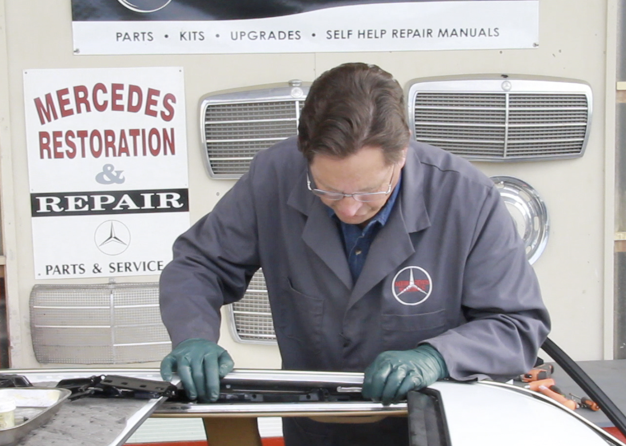 Tilting Sunroof Part 2: Tilting Mechanism Service and Repair - On ...