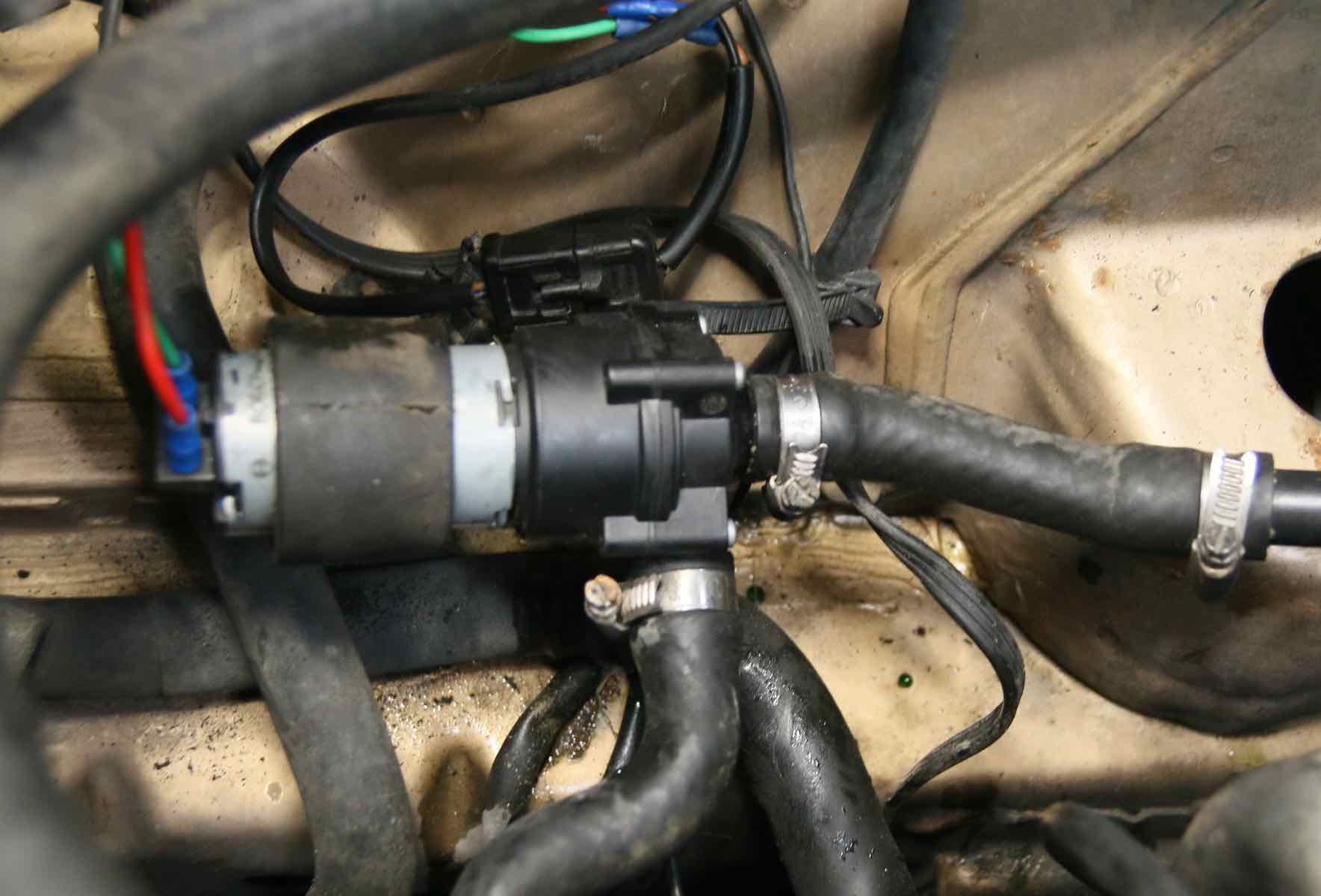 New Bosch electric later model coolant pump Wiring connectors to adapt ...
