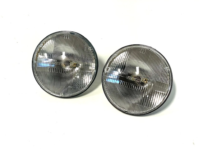7-Inch Round Halogen Sealed-Beam Headlight Set ( Left and Right ...