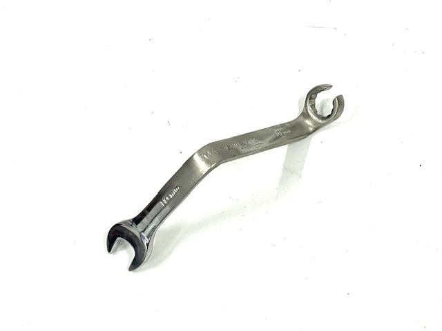 W220 W221 Airmatic Special Tool: Rear Strut Top Fitting Removal ...