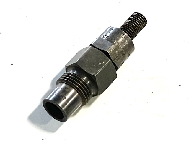 170D and 180D Fuel Injector Housing - Used | Used Parts Product ...