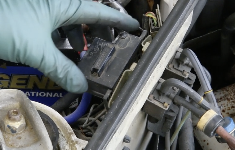 How to Clear the Check Engine Light: 1988 to 1995 OBD1 models | Engine ...