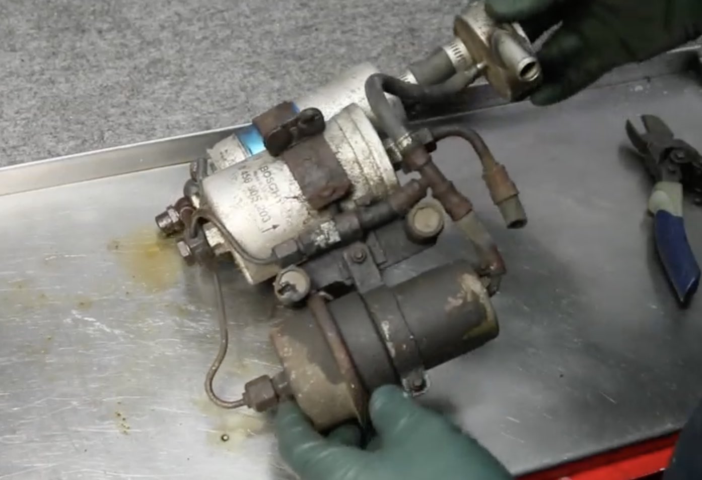 Step-by-step 1977 to 1980 CIS Fuel Delivery System Overhaul ...