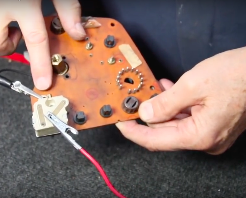 How Do I Test My Instrument Cluster Lights and Dimmer Switch Once On a ...