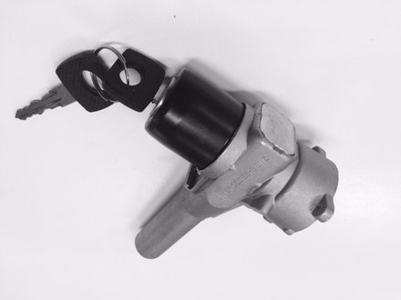 1973 to 1980 450SL 450SLC and Late W116 Gas Steering Lock Assembly with ...